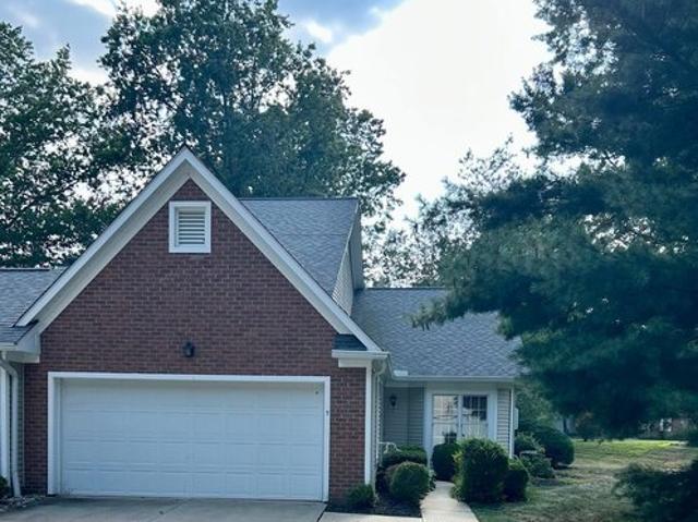 225 Westwind Dr Apt 5, Avon Lake, OH 44012
