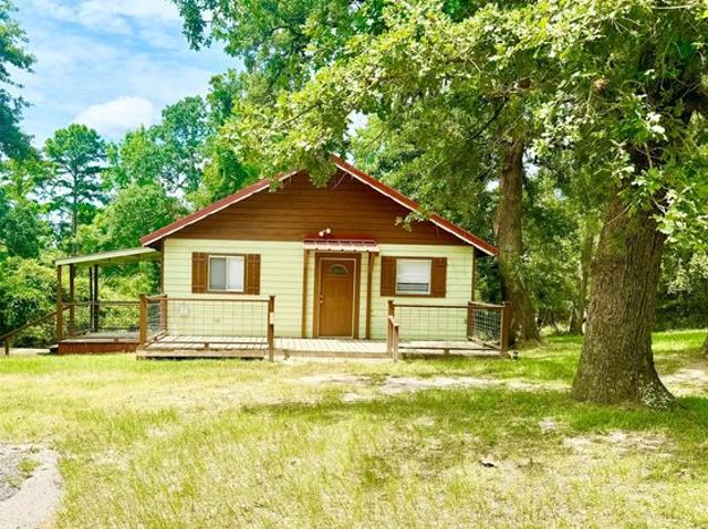 225 Tram Rd, Crockett, TX 75835