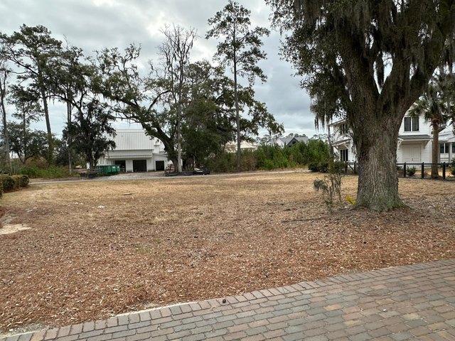 225 Vinson Rd, Bluffton, SC 29910