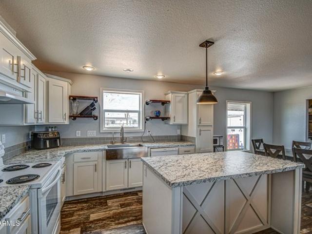 22640 E Darlene Dr, Florence, AZ 85132