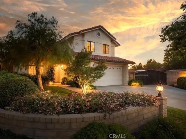 22648 Oxford Ln, Santa Clarita, CA 91350