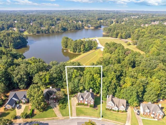 2264 Oak Falls Lane