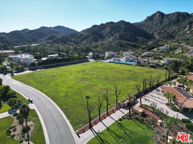 22655 La Quilla Dr, Chatsworth, CA 91311 | MLS #26635 | Compass