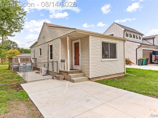 22655 Purdue Avenue