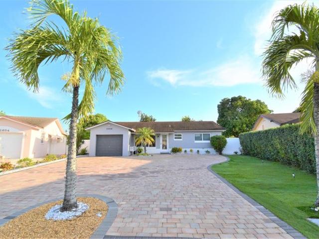 22658 SW 65th Cir, Boca Raton, FL 33428