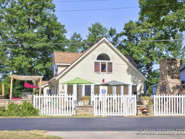 2265 N Center Ct, Pierson, MI 49339
