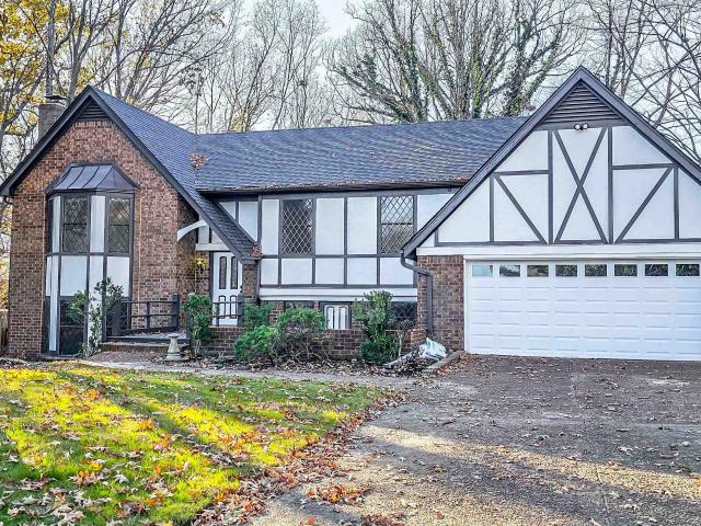2265 easton dr
