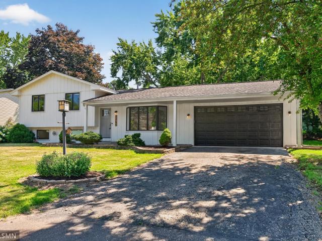 2265 Lamplight Drive