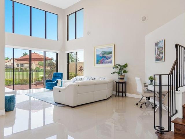 22668 Caravelle Cir, Boca Raton, FL 33433