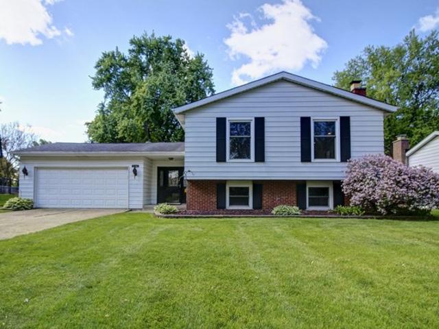 2266 Durham Dr, Wheaton, IL 60189