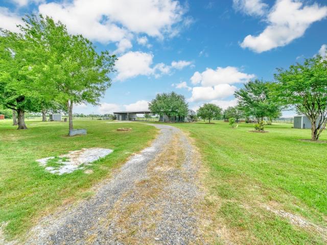 2266 Dutton Ln, Madisonville, TX 77864 | MLS #98677