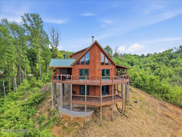 2266 Lone Ridge Drive