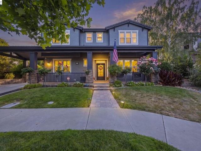 2267 Robinson Cir, Livermore, CA 94550