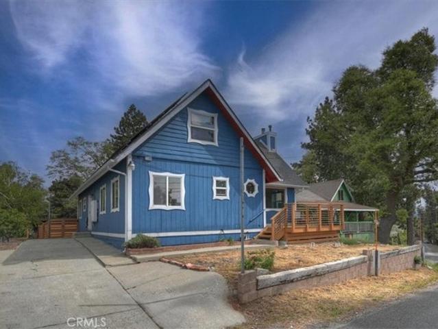22680 Valley View Dr, Crestline, CA 92325