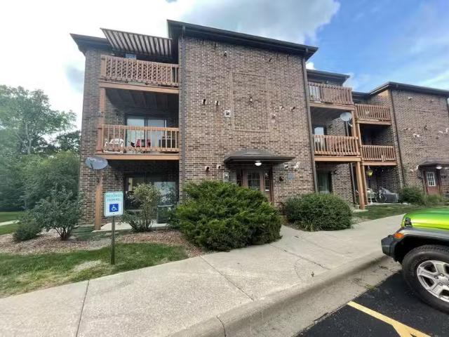 2268 Abbeywood Dr #A, Lisle, IL 60532 MLS 12106569
