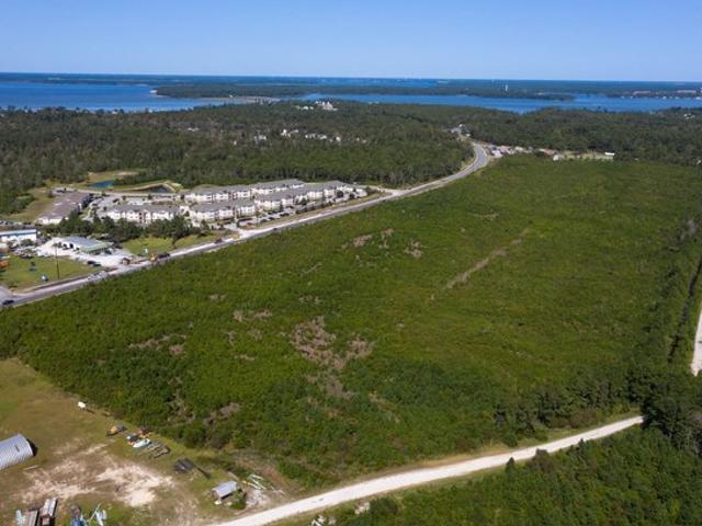 2268 Highway 172, Sneads Ferry, NC 28460