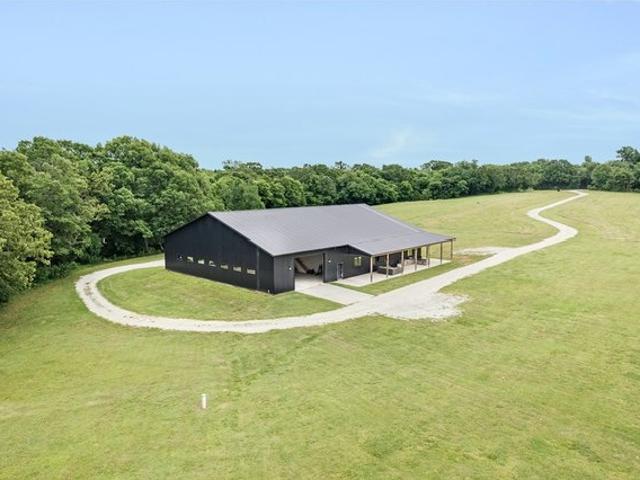 22696 Kings Ranch Rd, Summers, AR 72769