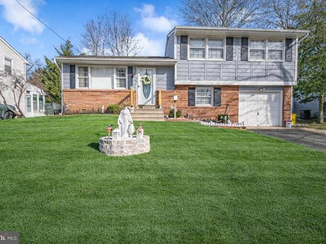 2269 Spruce St, Ewing, NJ 08638