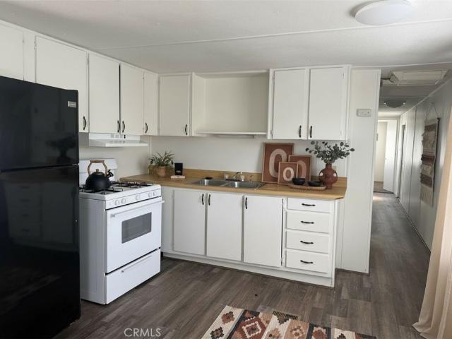22601 Bear Valley Road 35