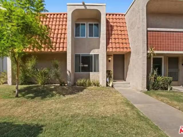 2260 N INDIAN CANYON DR UNIT C, PALM SPRINGS, CA 92262 Condo/T.