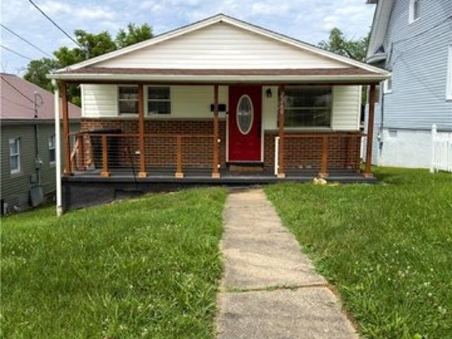 2260 Curtis Ave, Saint Albans, WV 25177