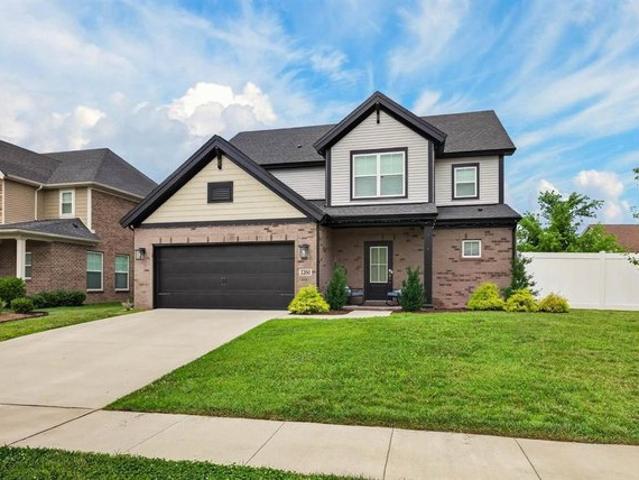2260 Deer Valley Blvd, Utica, KY 42376
