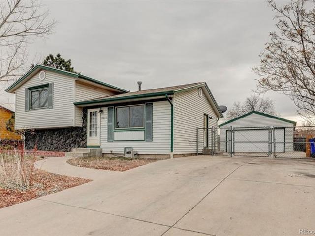 2260 E 83rd Pl, Denver, CO 80229
