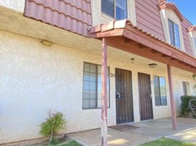 2260 E Avenue Q4 Unit 70, Palmdale, CA 93550