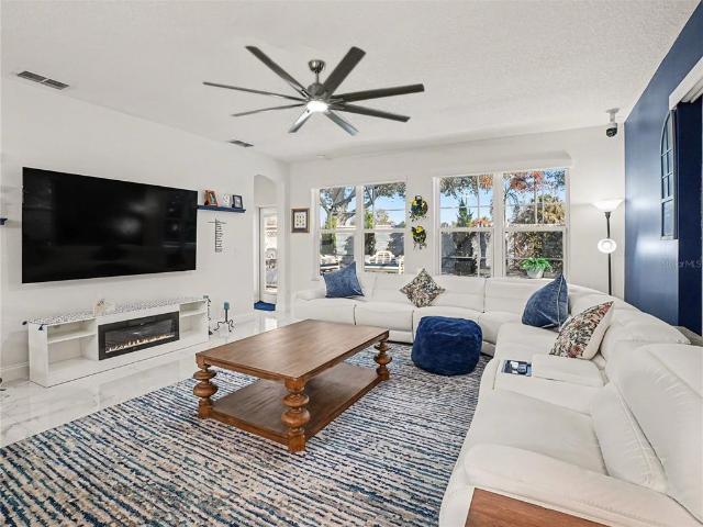 2260 Pickford Cir, Apopka, FL 32703 | MLS #S5143