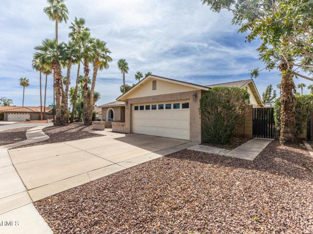 2260 s estrella circle