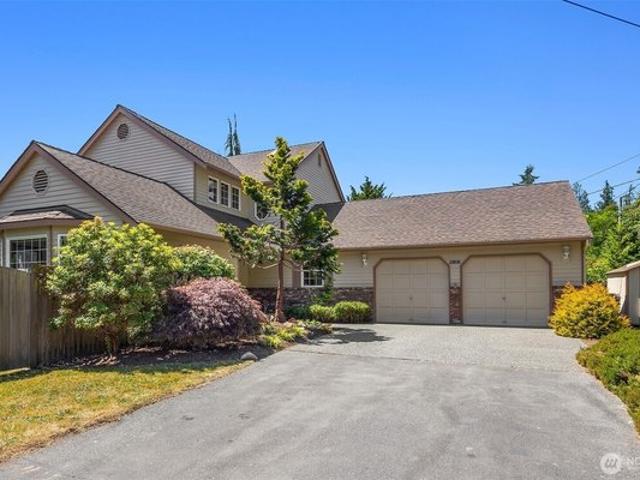 2260 th Ave W, Edmonds, WA 98020