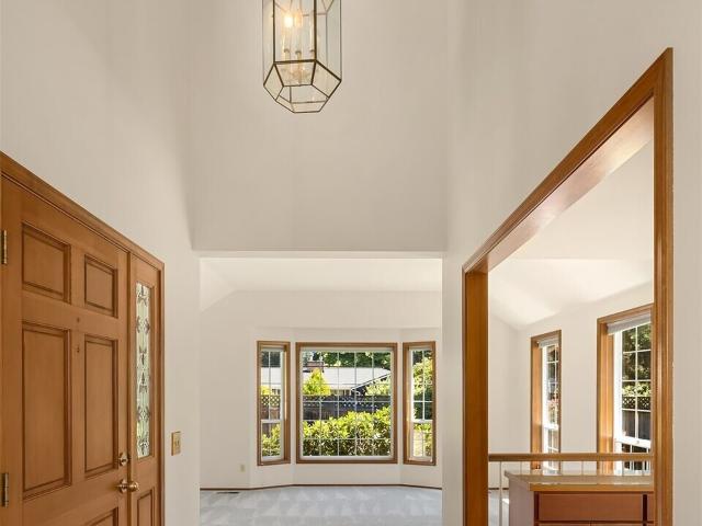 2260 th Avenue W