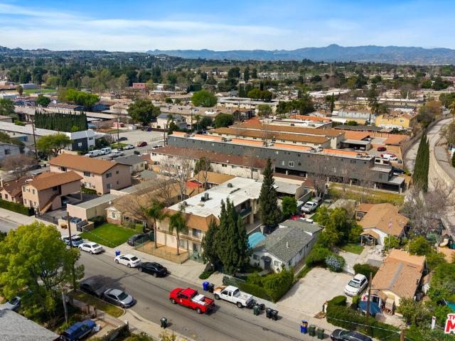 2260 th St, Newhall, CA 91321 | MLS #26744 | Compass