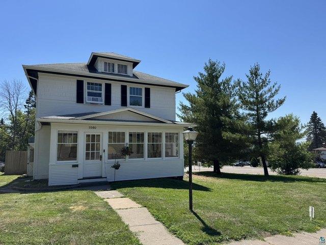 2260 W 13th St, Duluth, MN 55806
