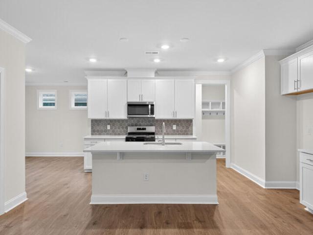 2260 Warbler Drive