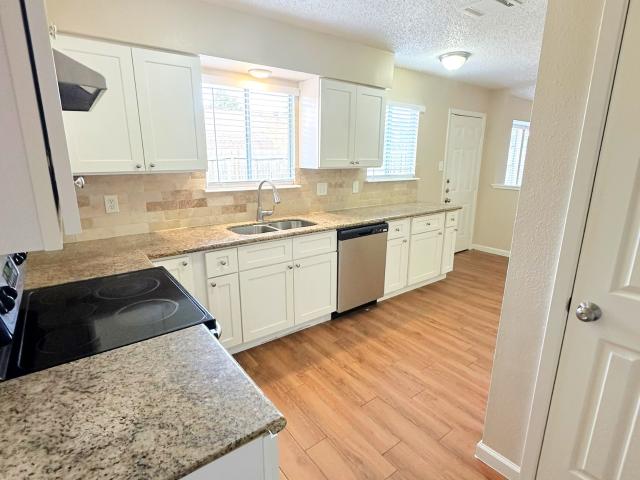 22610 Leedstown Ln, Katy, TX 77449 | MLS #10385 | Compass