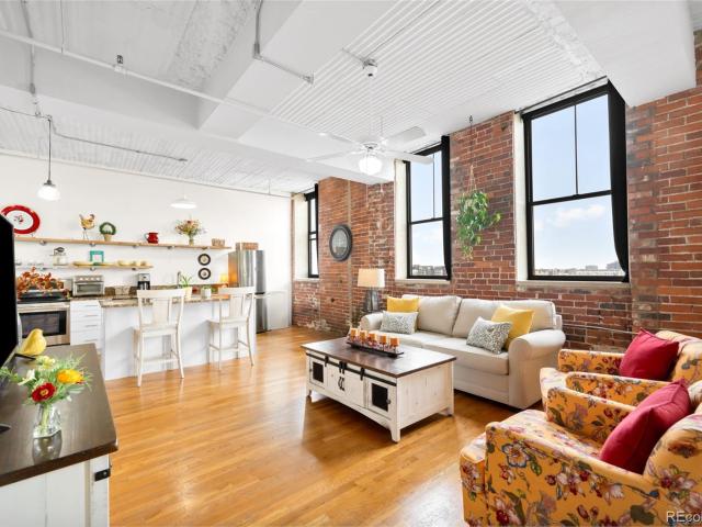 2261 Blake Street # 5F