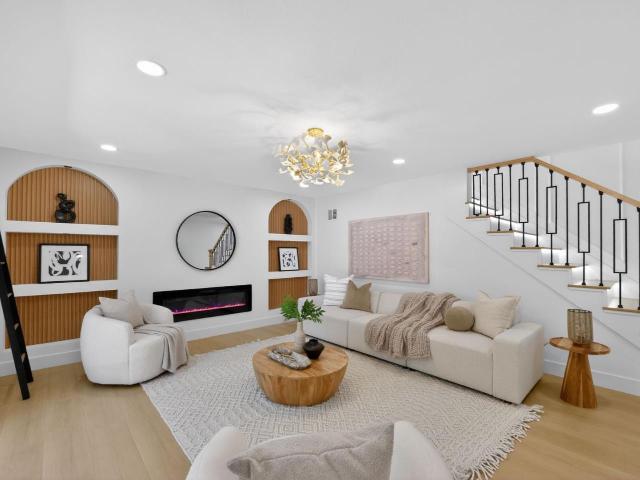 2261 Central Park Drive
