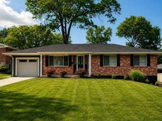 2261 Eleanor Kay Dr, Mehlville, MO 63125