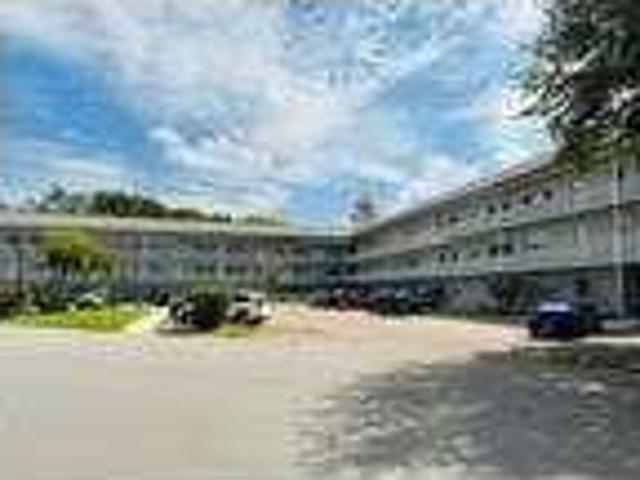 2261 Swedish Dr #21, Clearwater, FL 33763