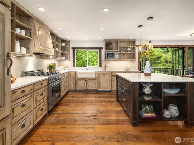 2261 th Avenue SE