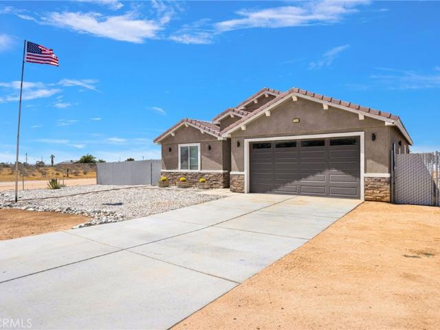 22620 Laurel