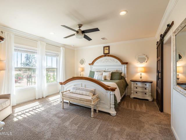22622 e day spring lane