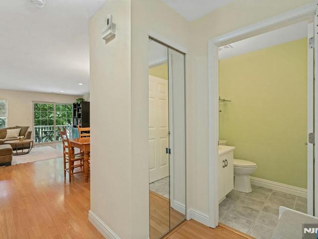 2262 Nash Court