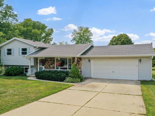 2262 Hazen Rd, Green Bay, WI 54311