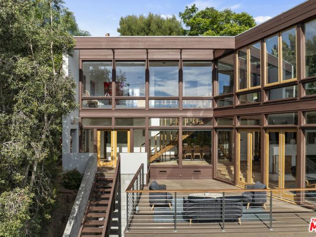 2262 Panorama Terrace