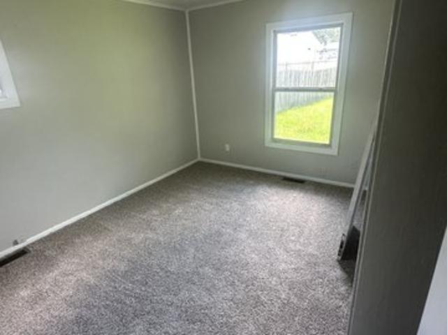 2262 Vale Dr, Dayton, OH 45420