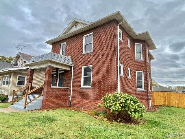 2263 Benton St, Granite City, IL 62040