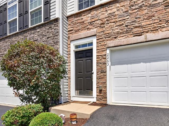 2263 Flint Dr