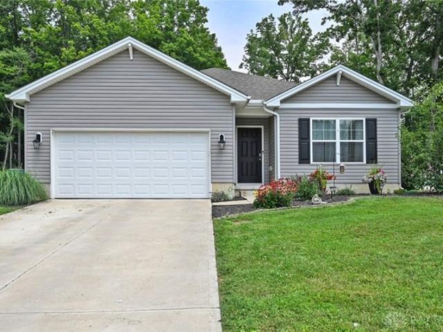 2263 Woodson Dr, Dayton, OH 45414